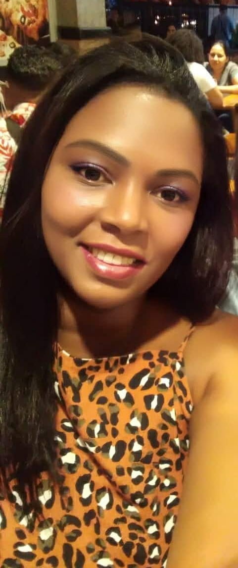 Elizabeth Tejeda - Social Foody