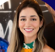 Julia Prado Araujo - Social Foody