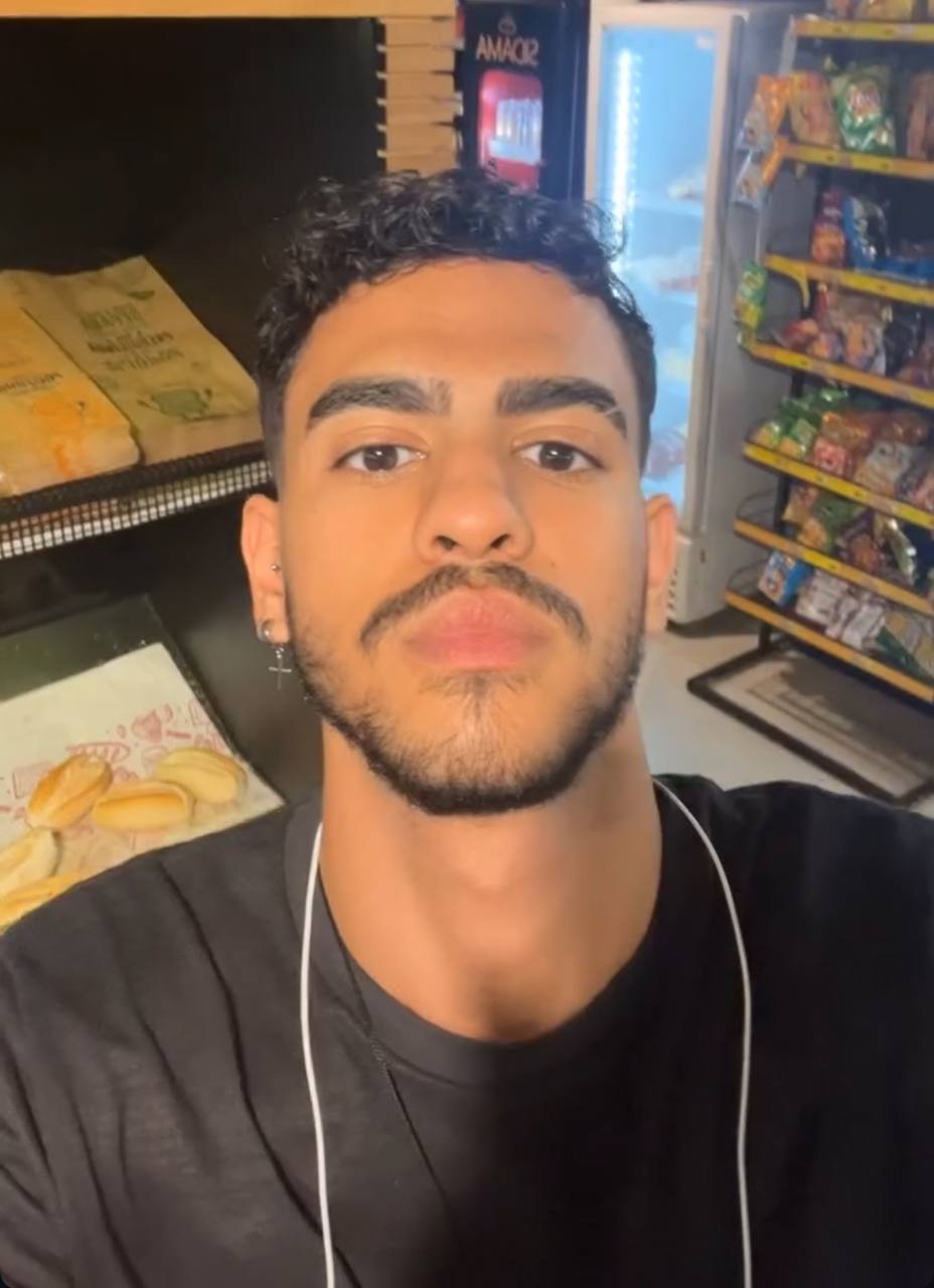 João Victor dos Santos Ferreira da cruz - Social Foody